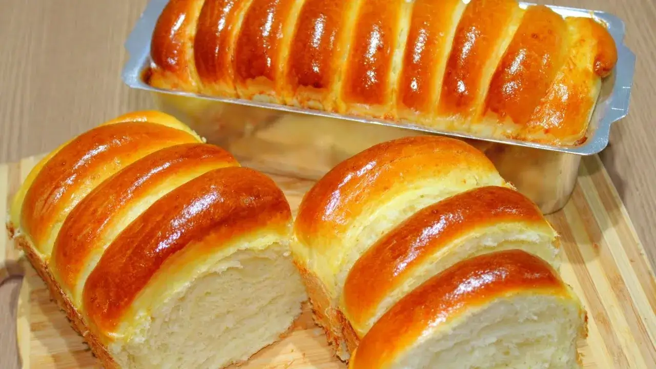 Pão Fatiado que Sai do Forno Super Fofinho Receita Fácil de Pão Caseiro